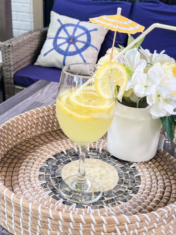Sip into Summer with a Refreshing Limoncello Spritz Cocktail ...